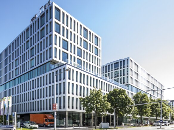 Viertel Zwei | Value One